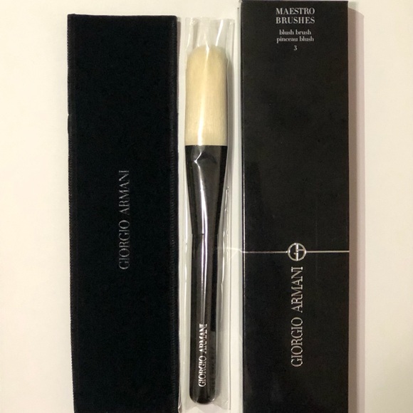Giorgio Armani | Makeup | Giorgio Armani Maestro Brushes Blush Brush ...